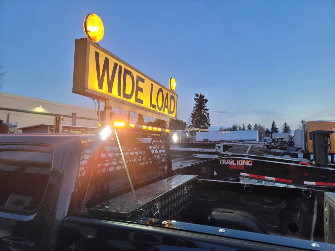 Pilot Car Services - Dash Point